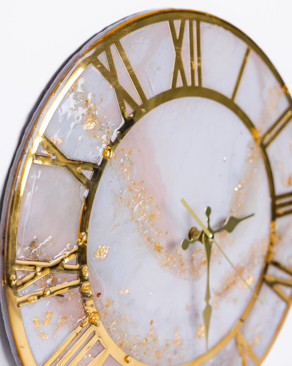 Elegant Marble-Effect Resin Wall Clock | Handmade Decor